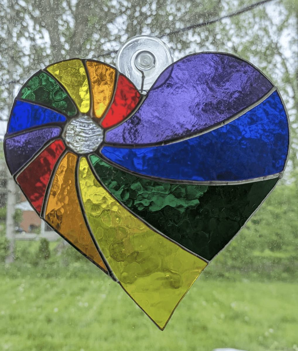 Rainbow Heart – Royal Stained Glass
